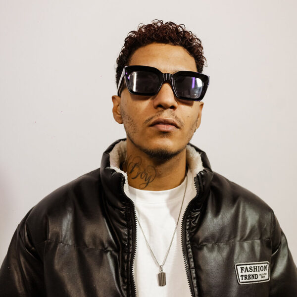 Tayson Kryss - موزیلون